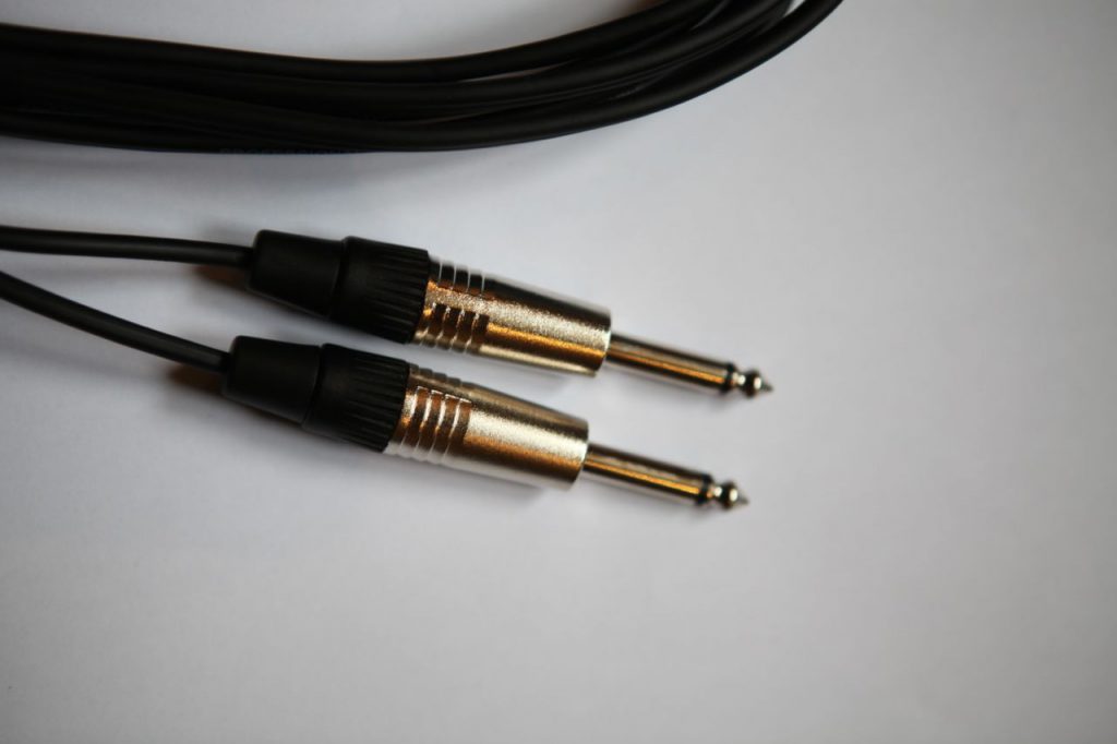Jack cable - Y shaped cable made of a stereo jack plug (female) on the ...